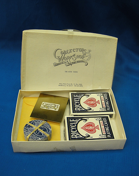 Collector’s Workshop Ring Thing – Hocus Pocus