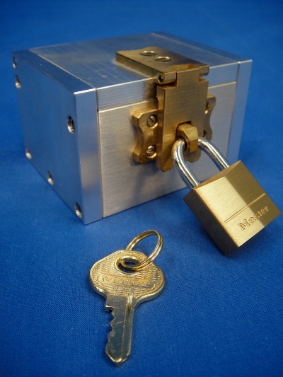 Strong Box by Joe Porper – Gently Used – PH – D3 – Hocus Pocus